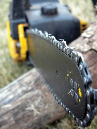How to Sharpen a Chainsaw Chain - Grit